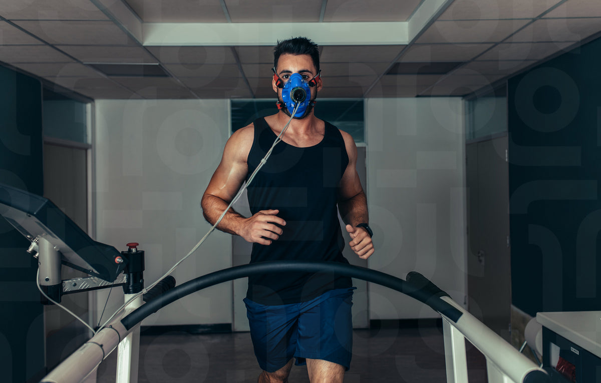 Runner testing his performance in sports science laboratory – Jacob ...