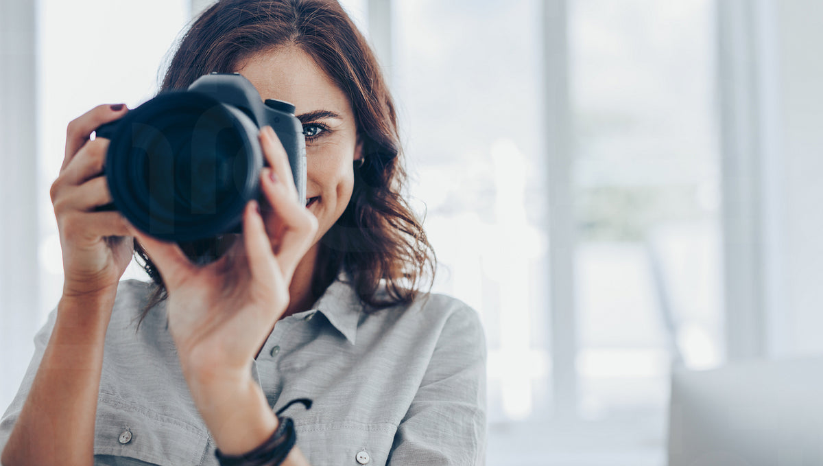 Photographer during a photo shoot – Jacob Lund Photography Store ...