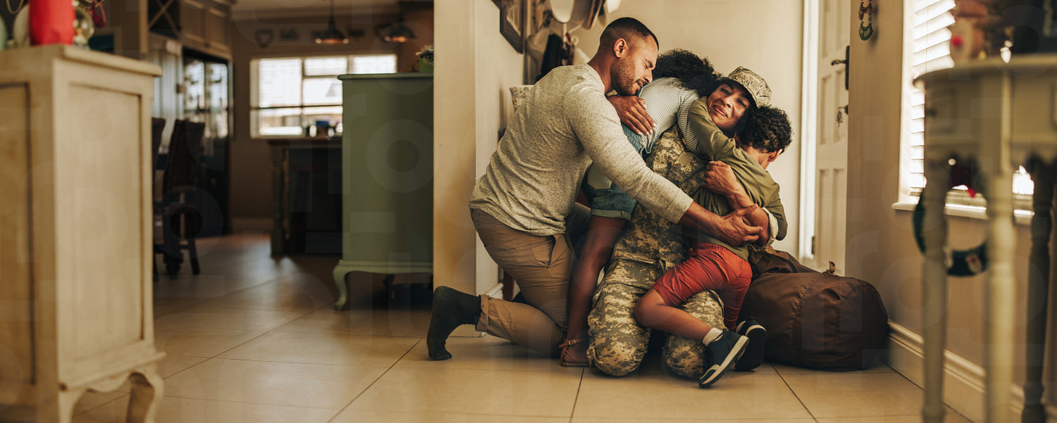 Much-awaited military homecoming – Jacob Lund Photography Store ...